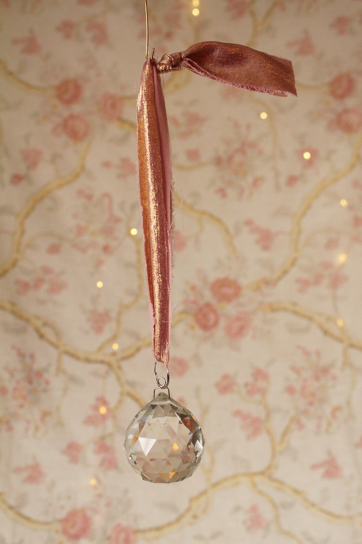 Large Vintage Faceted Glass Ball Decoration – The Linen Garden