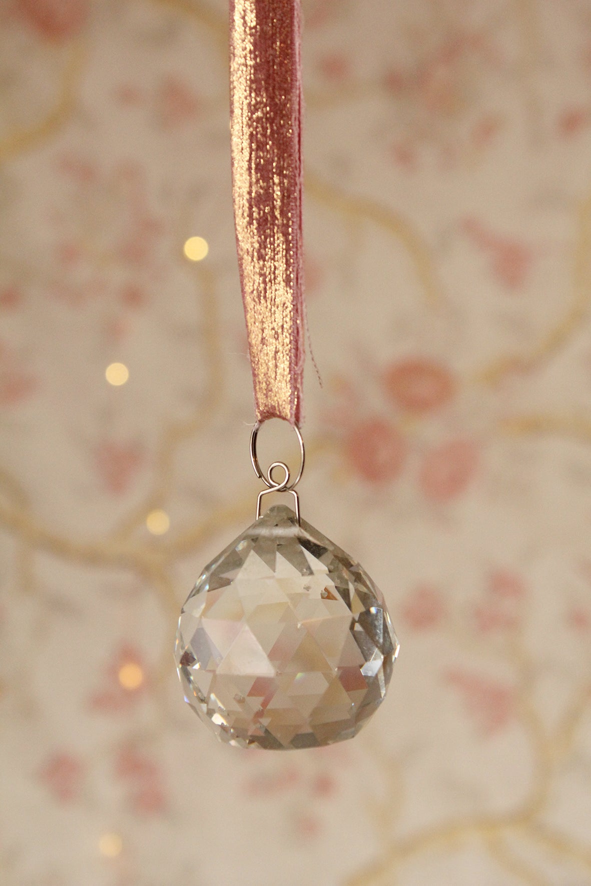 Large Vintage Faceted Glass Ball Decoration – The Linen Garden